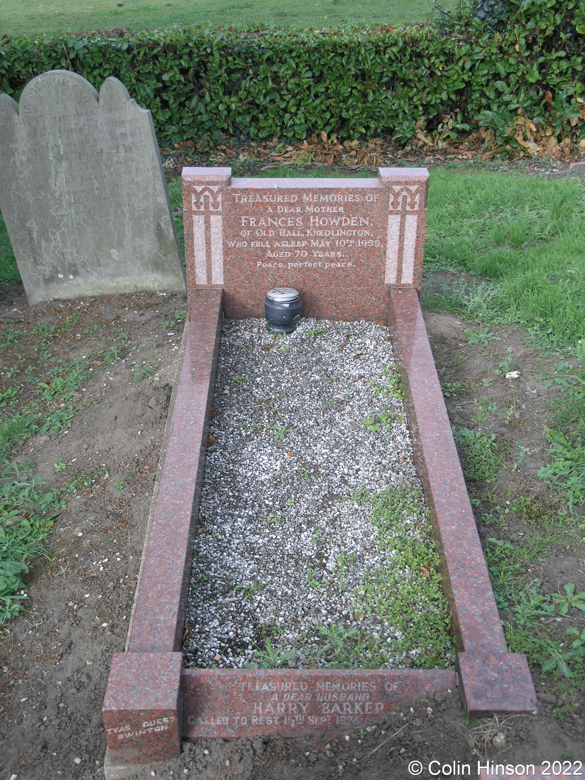 GENUKI: Barmby On The Marsh Churchyard gravestones etc., Yorkshire ...