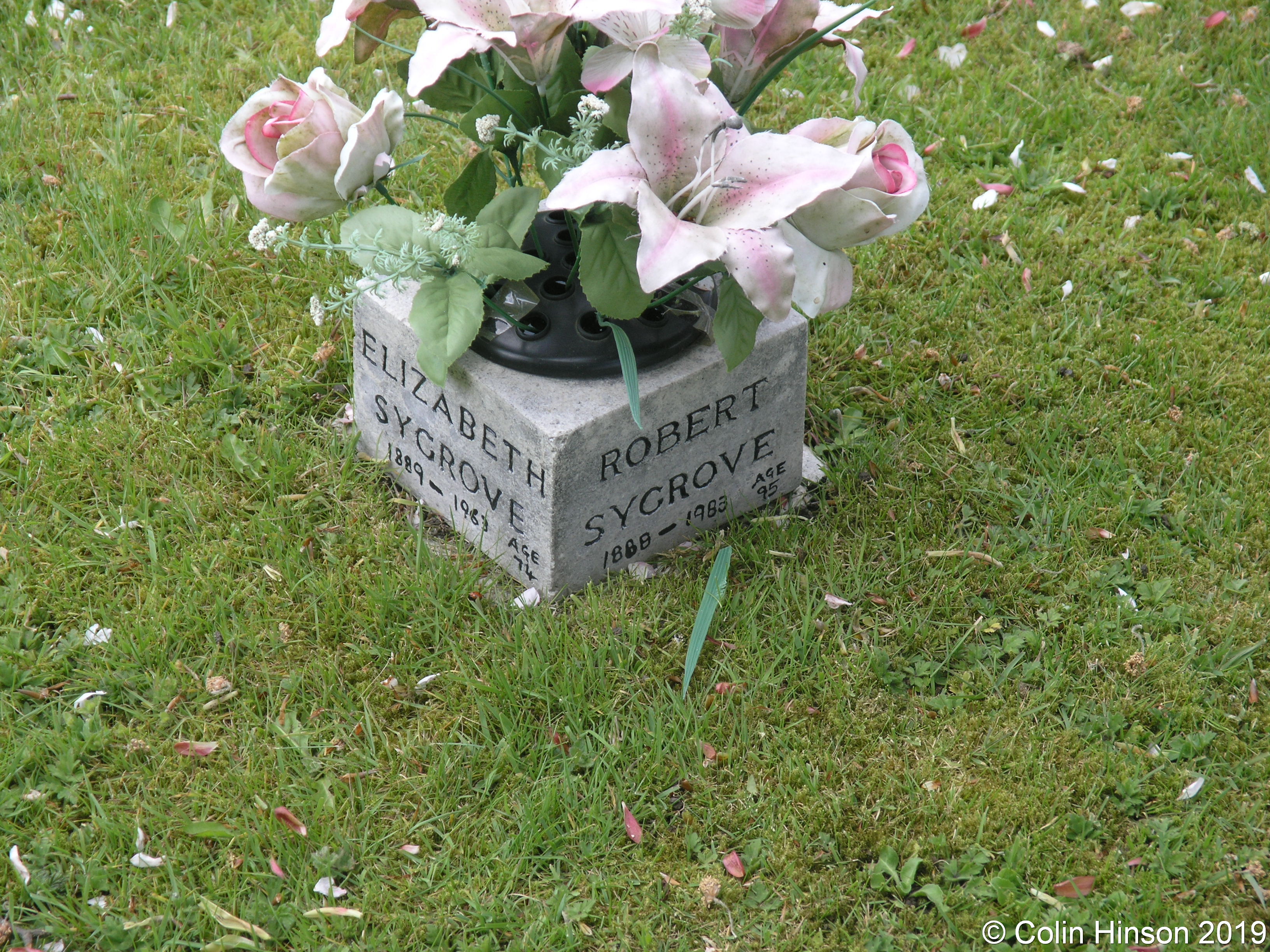 GENUKI: Huggate Churchyard gravestones etc., Yorkshire (East Riding)