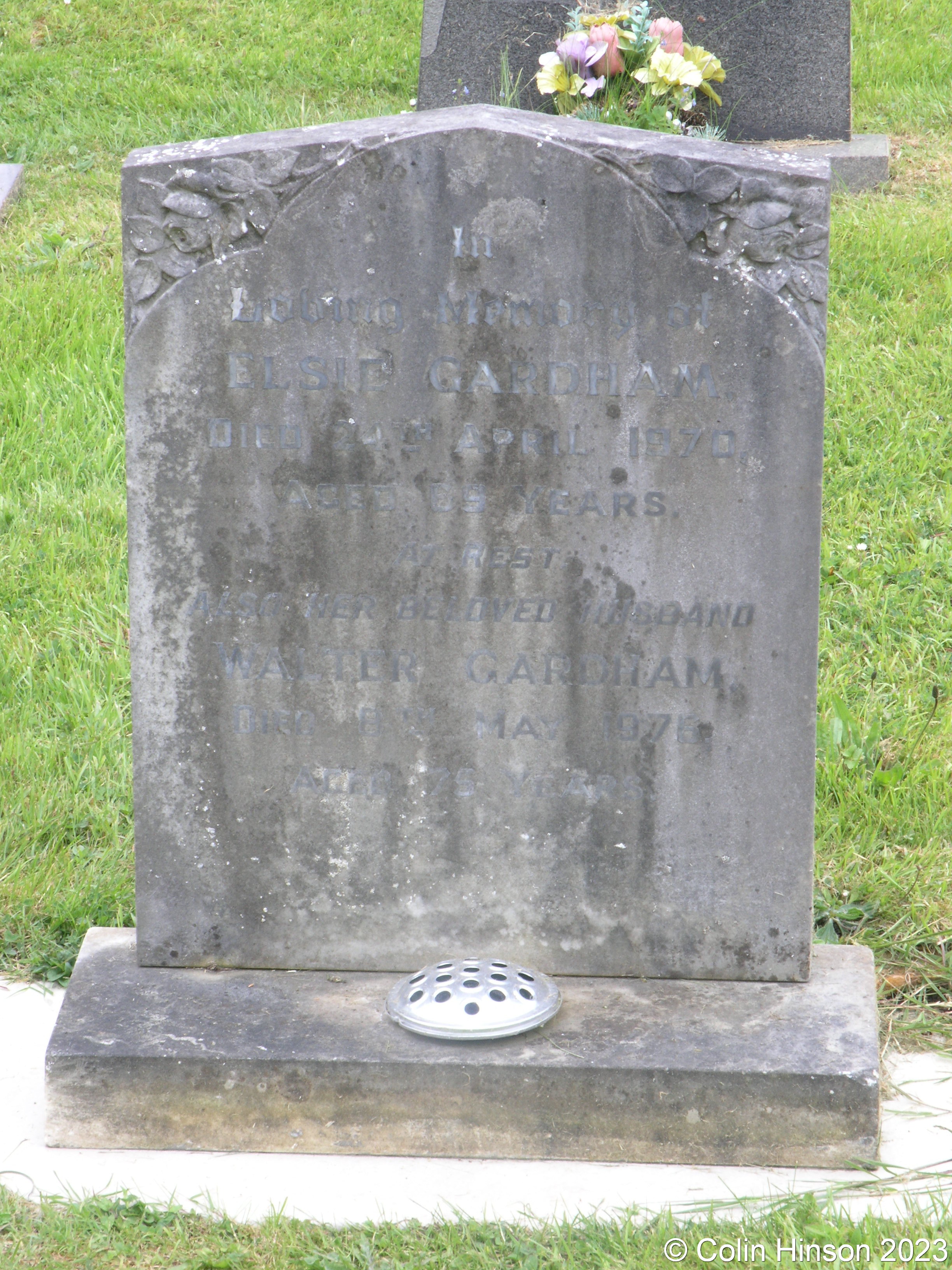 GENUKI: Newport Churchyard gravestones etc., Yorkshire (East Riding)