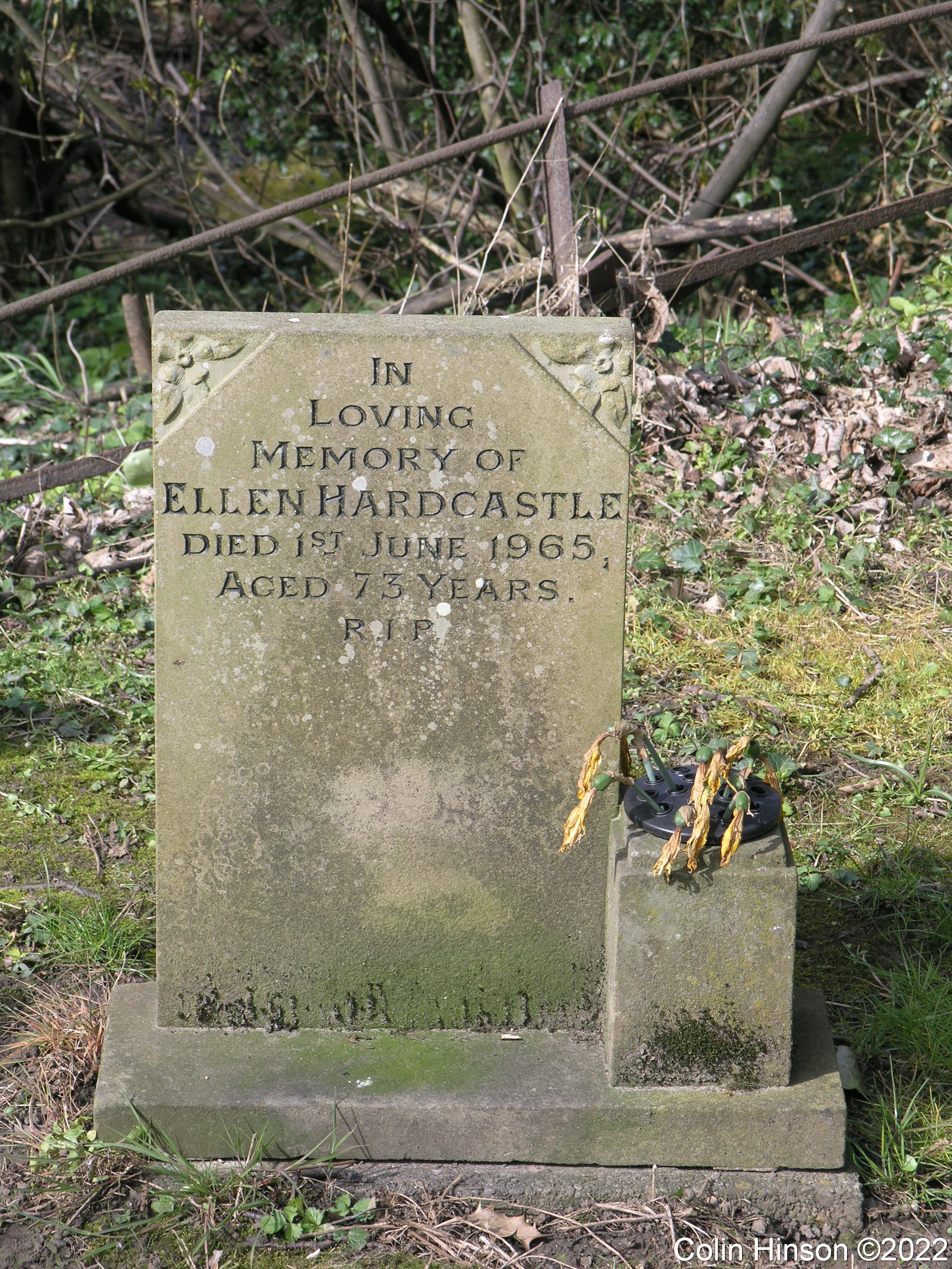 GENUKI: Sutton upon Derwent Graveyard gravestones etc., Yorkshire (East ...