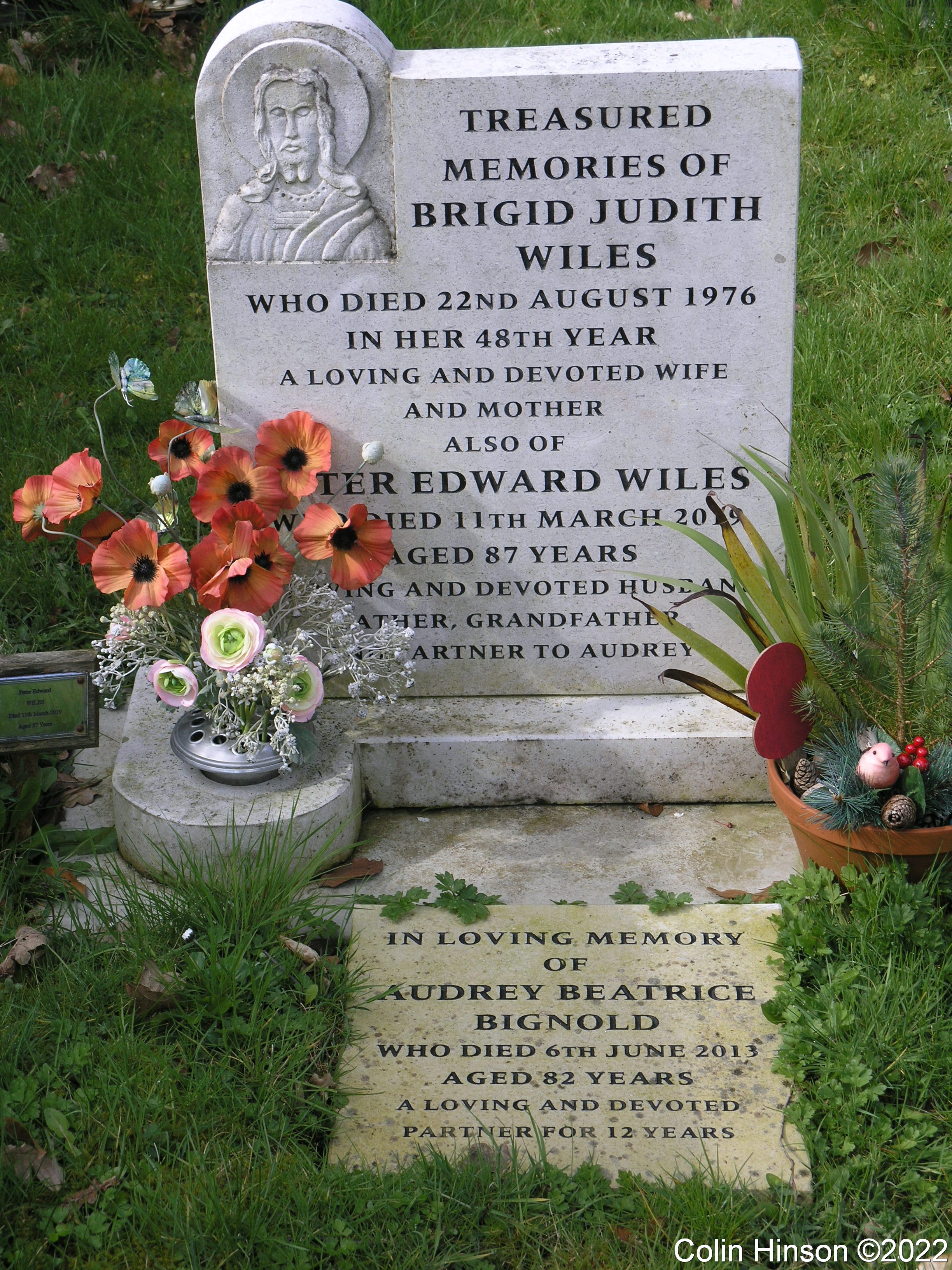 GENUKI: Wheldrake Churchyard gravestones etc., Yorkshire (East Riding)